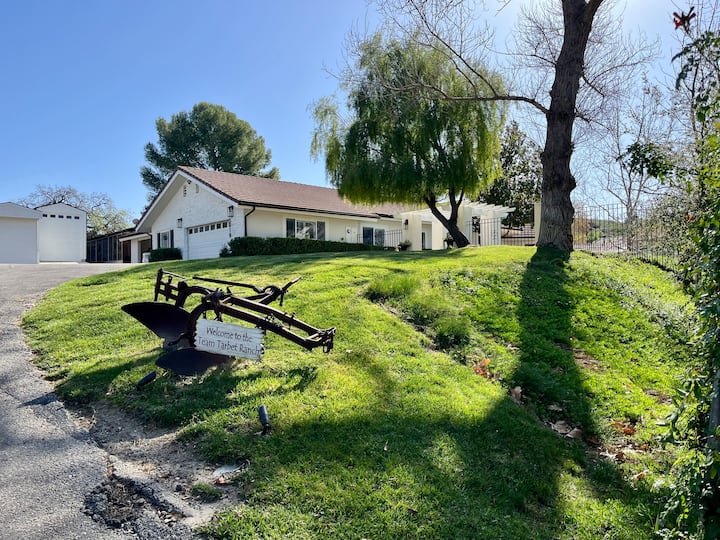 Private, Luxury Gated Retreat In Agoura Hills - Agoura Hills, CA