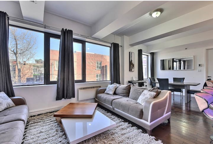 Downtown 2br Condo  2 Baths  Indoor Parking - Montreal