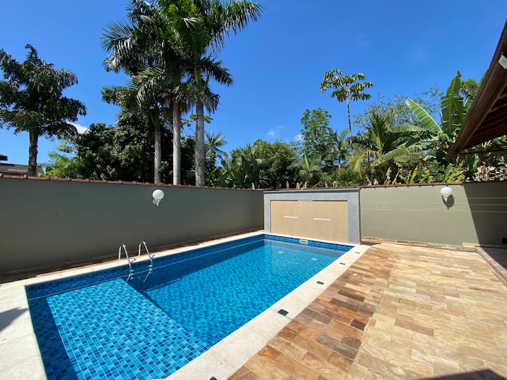 Casa Com Piscina Em Condomínio Fechado Em Ubatuba - Ubatuba