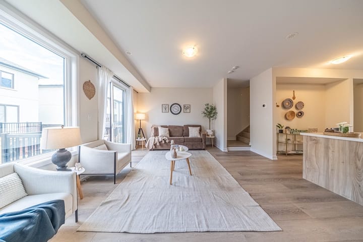 Entire Home In Oakville - Burlington