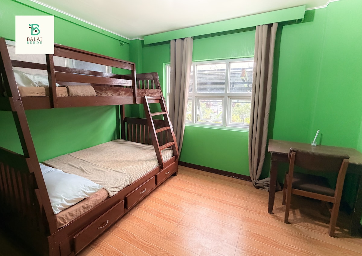 Habitación doble económica con litera en Balai Berde Baguio - Casas en ...