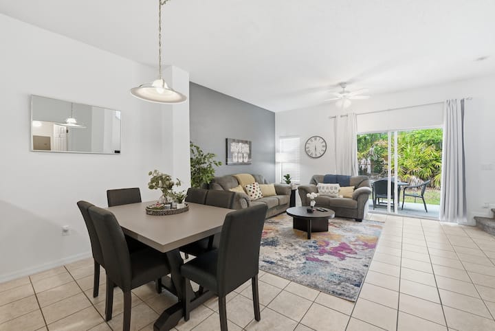 3br Near Disney | Resort Pool + Gated Community - Kissimmee