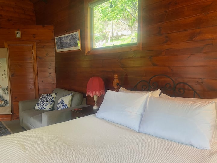 Highview Cottages - Upper Cottage In Warburton - Currawong Rd