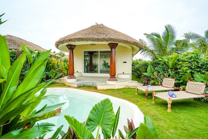 Hideaway Cottage With Private Garden & Pool - Mahabalipuram