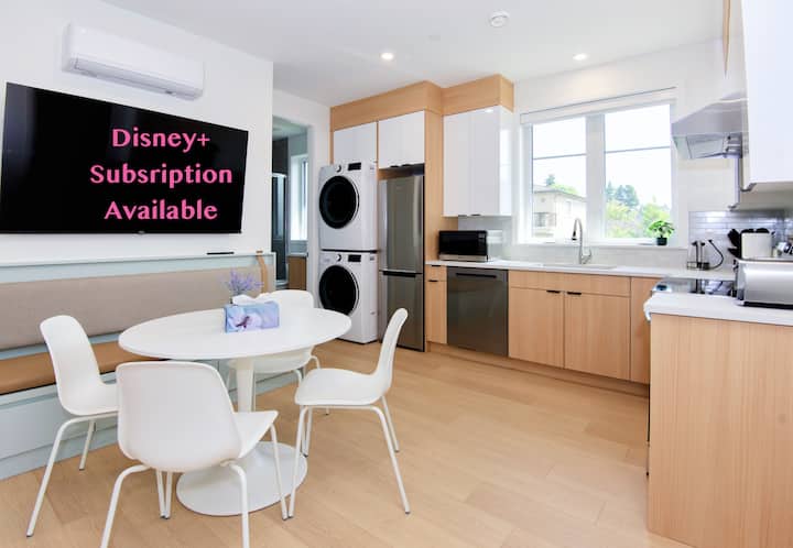 Brand New Entire 4bedroom 3bathroom Laneway House - Vancouver