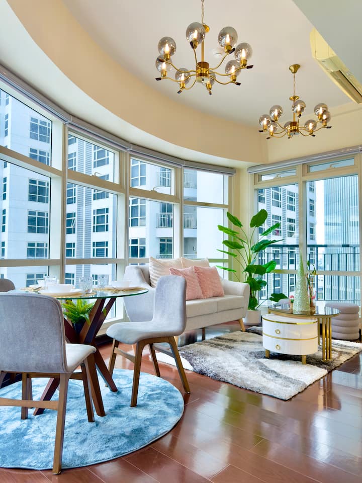 Soléa Suites @ Twin Oaks W/ Wifi, Pool, Netflix - Philippines