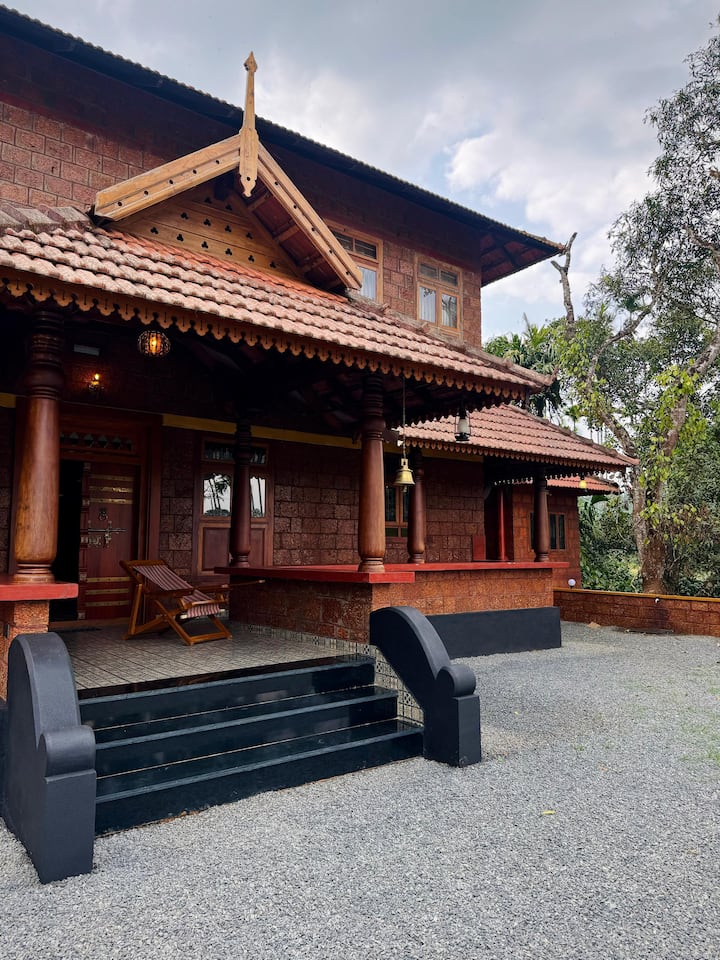 Sopanam Heritage Resort - Wayanad