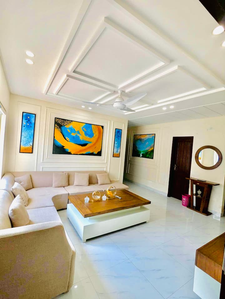 2 Br | Luxury | Furnished Apartment's Faisalabad - Pakistan