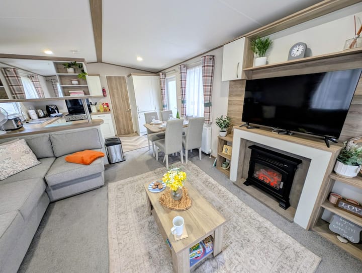 Family Beach Fun, Dog Friendly 2br Near Avon Beach - Mudeford