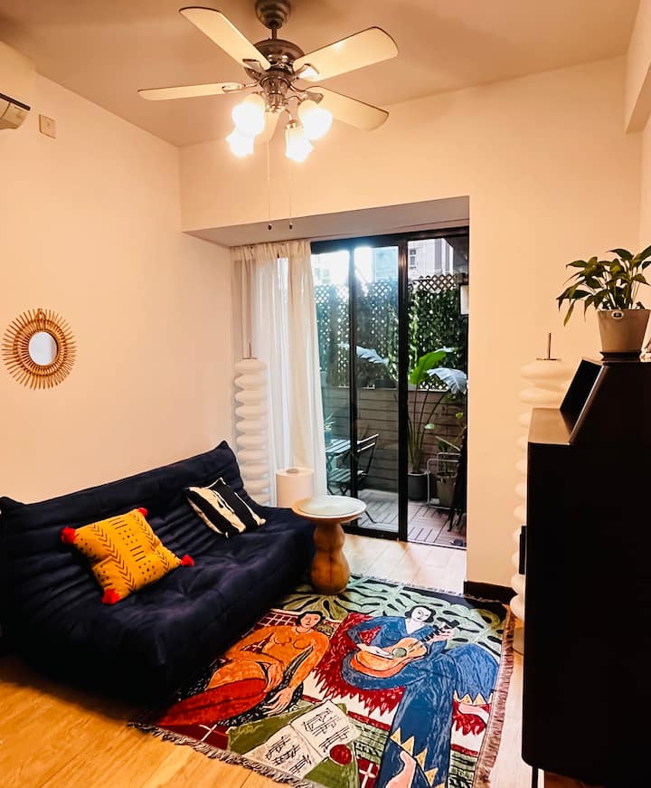 半山30㎡一室一厅＋14㎡私人露台，3分钟中环 - Tsim Sha Tsui