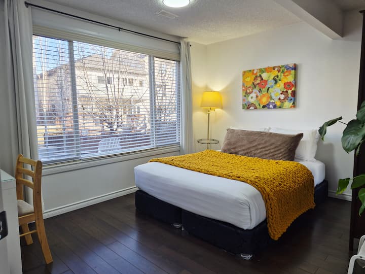 Bright Private Walkout Suite Cochrane • Namu Stay - Cochrane