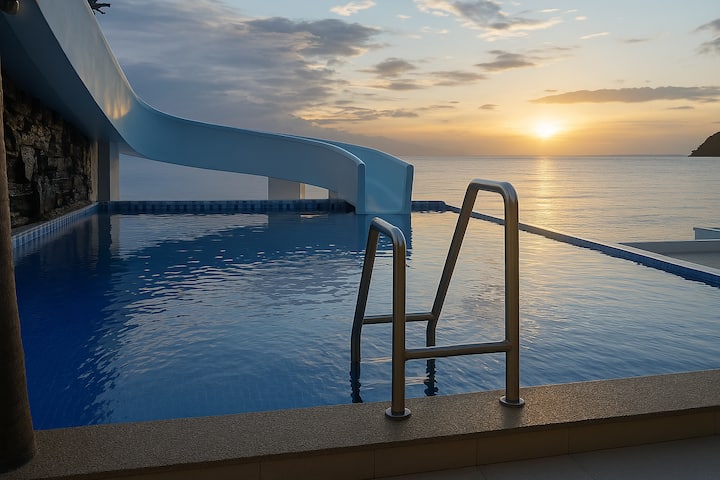 J's Palm Beach Resort - 