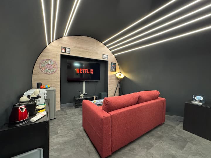 Movie Room Avec Des Qualités Sonores Haut Gamme - Caluire-et-Cuire