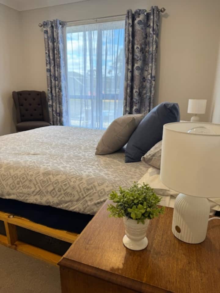 House On Brunel - Stawell