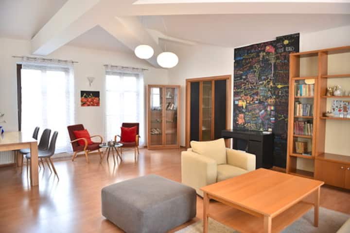 Charizmatický Bytík V úPlnom Centre Bratislavy - Bratislava