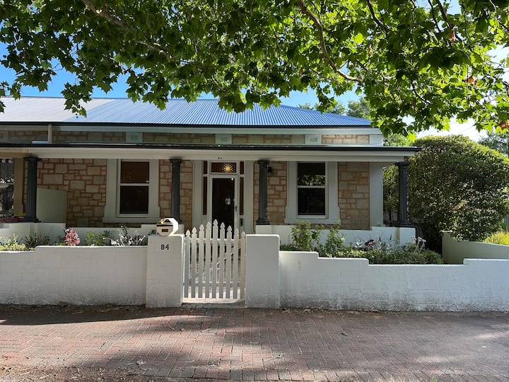 “Coopers Cottage” - Walkerville