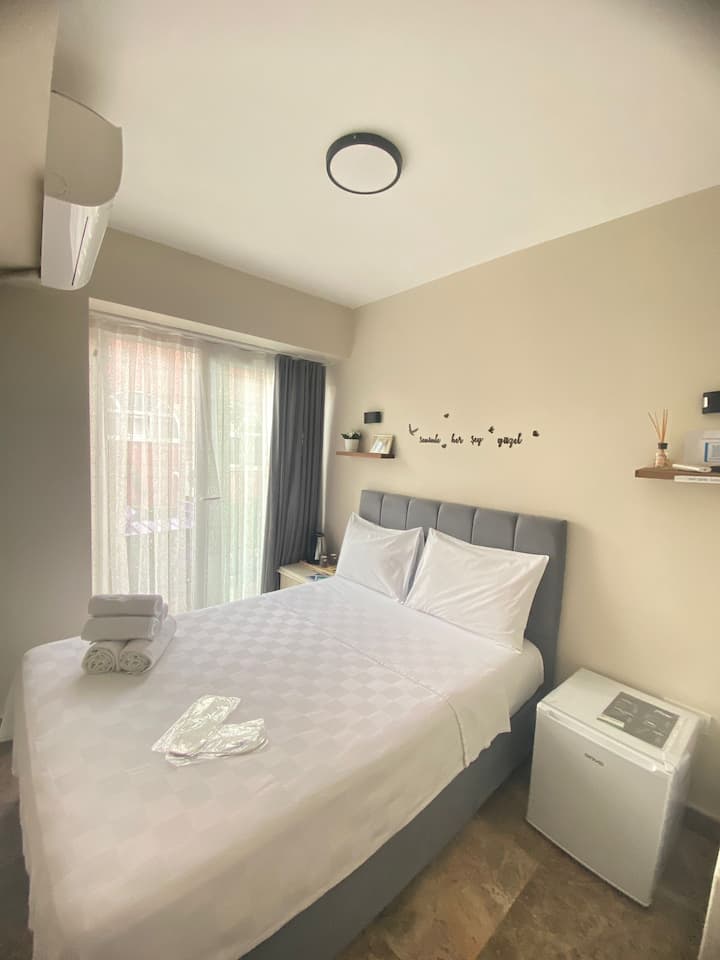 Balkonlı Oda 2 - Adalar