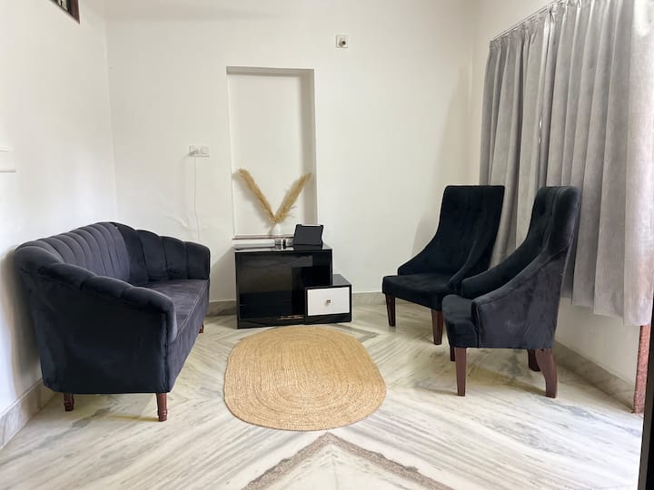 The Peace Lily 1bhk Homestay Hosted By Superhost - Udaipur