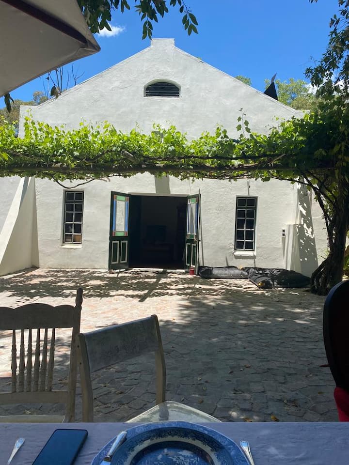 Farm House In The Winelands - Stellenbosch