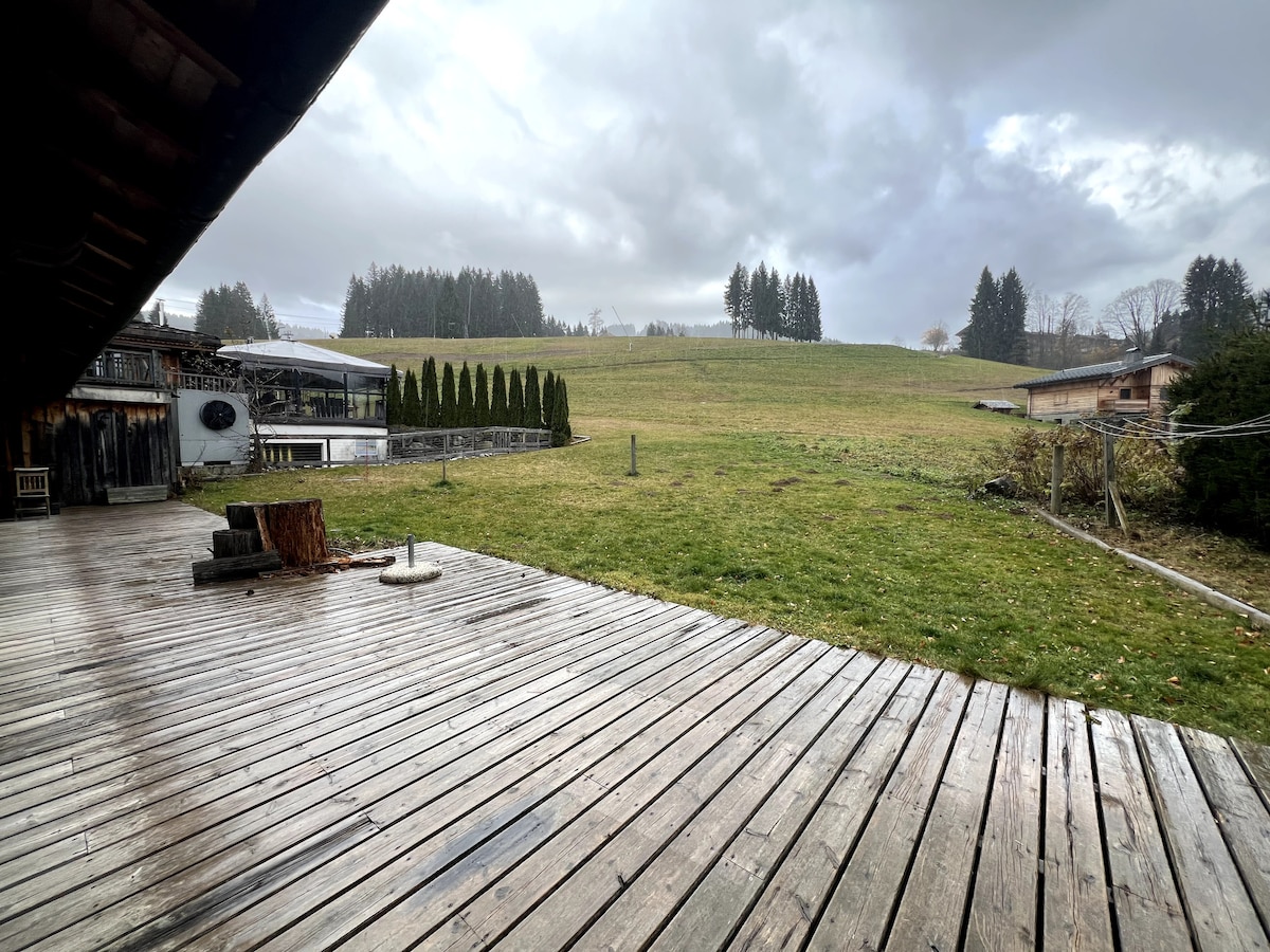 6-person apartment, resort center on the slopes - Flats for Rent in Les ...