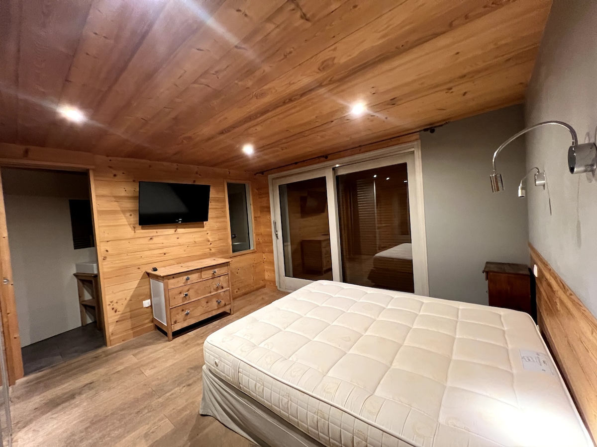 6-person apartment, resort center on the slopes - Flats for Rent in Les ...