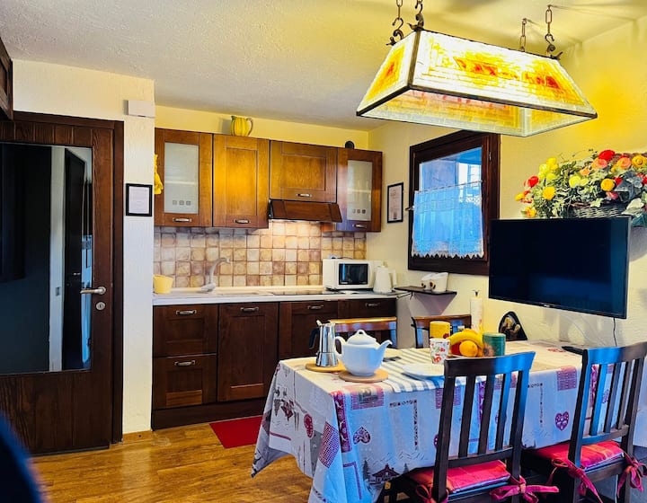 Guesthost - Petite Fleur - Cozy La Thuile Flat - La Thuile