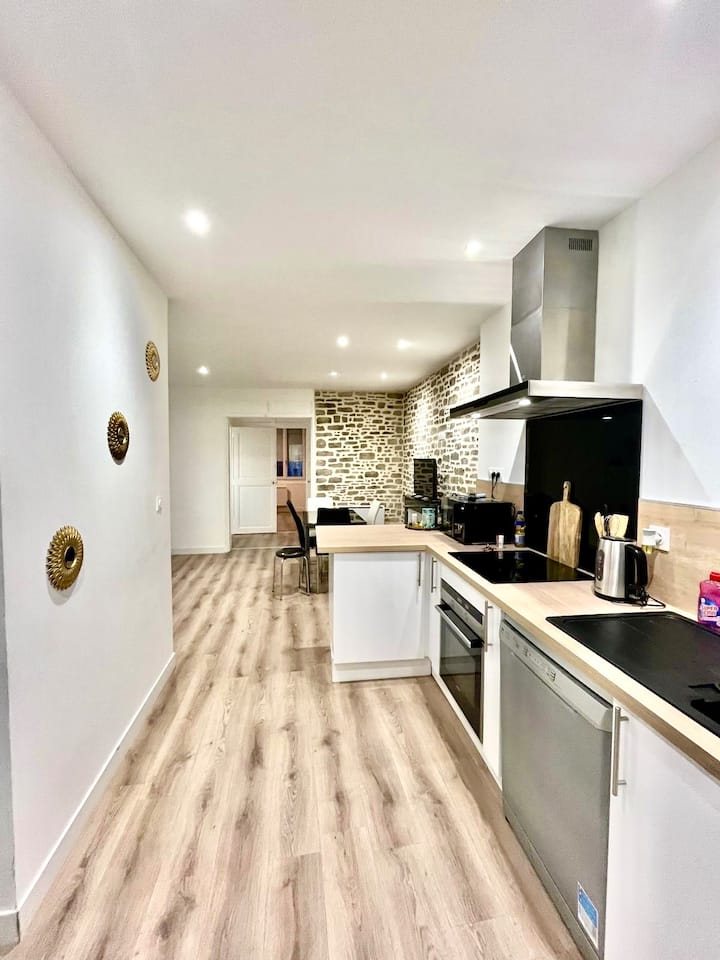 Le Cours Saint Pierre Cœur De Ville De Nantes - 낭트