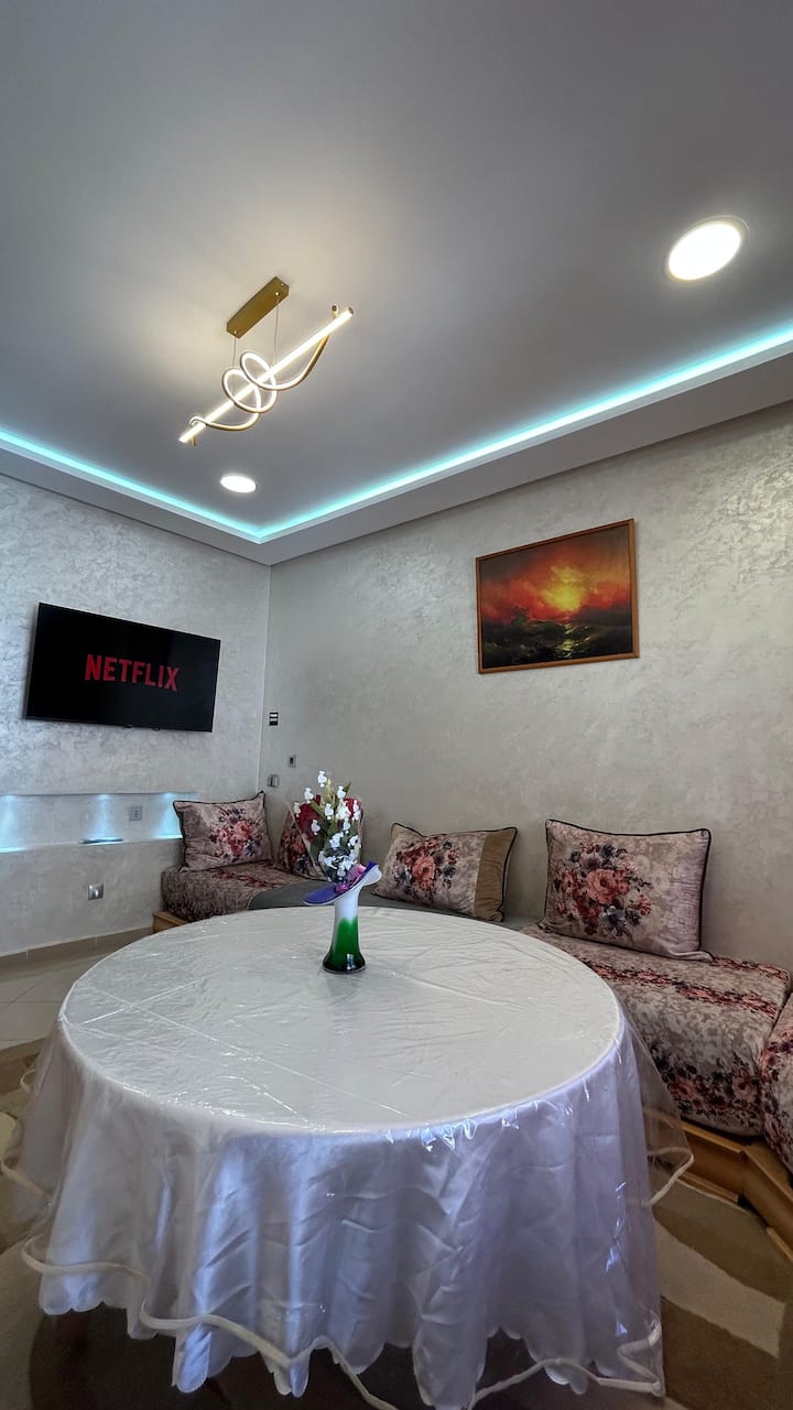 Apartment In Agadir | 15 Min Beach & Adrar Stadium - Agadir