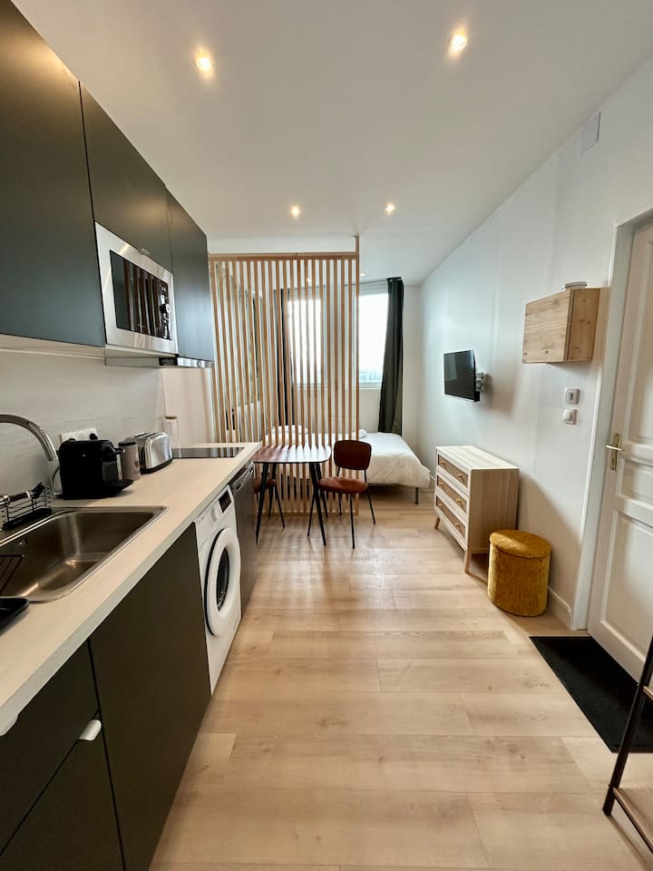 Studio Tropical - Cognac