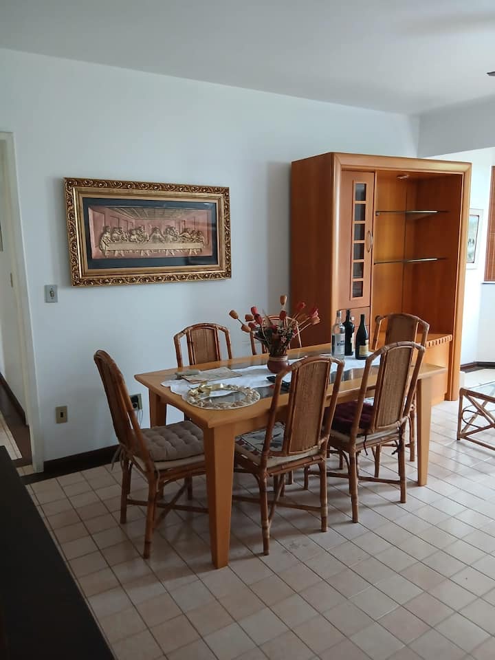 Apto 3 Quartos + Dep. A 5 Min Da Praia Do Forte. - Cabo Frio