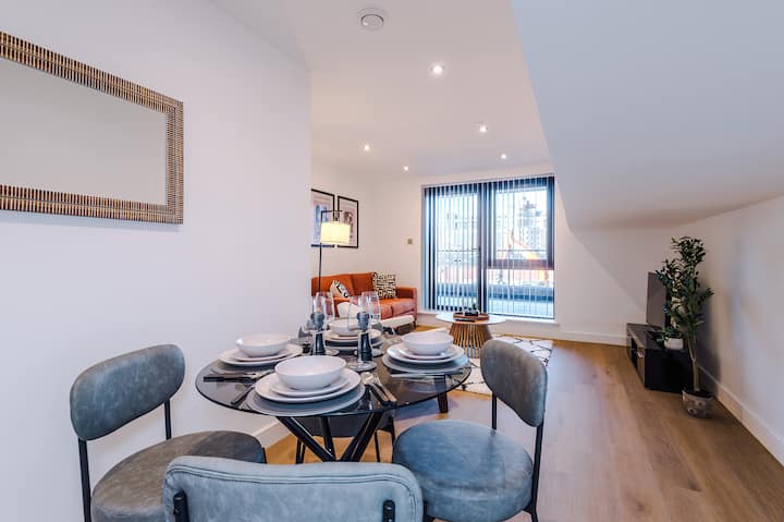 Leeds City Centre | Workspace | Free Parking - Leeds