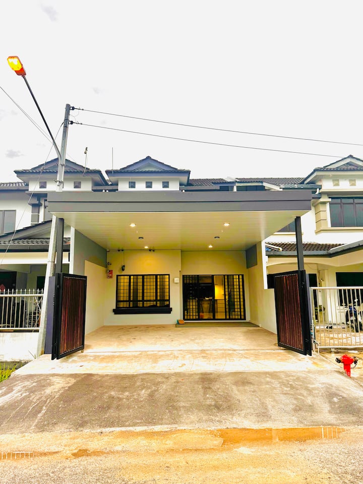 Hmairbnb@seven - Sibu