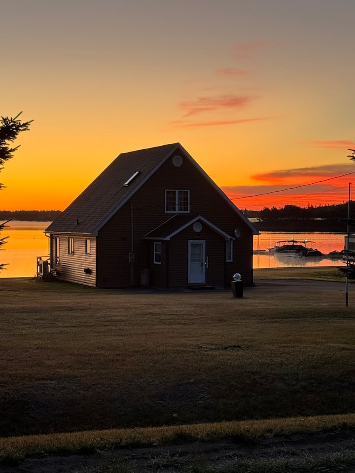 Frandy's River Resort - New Brunswick