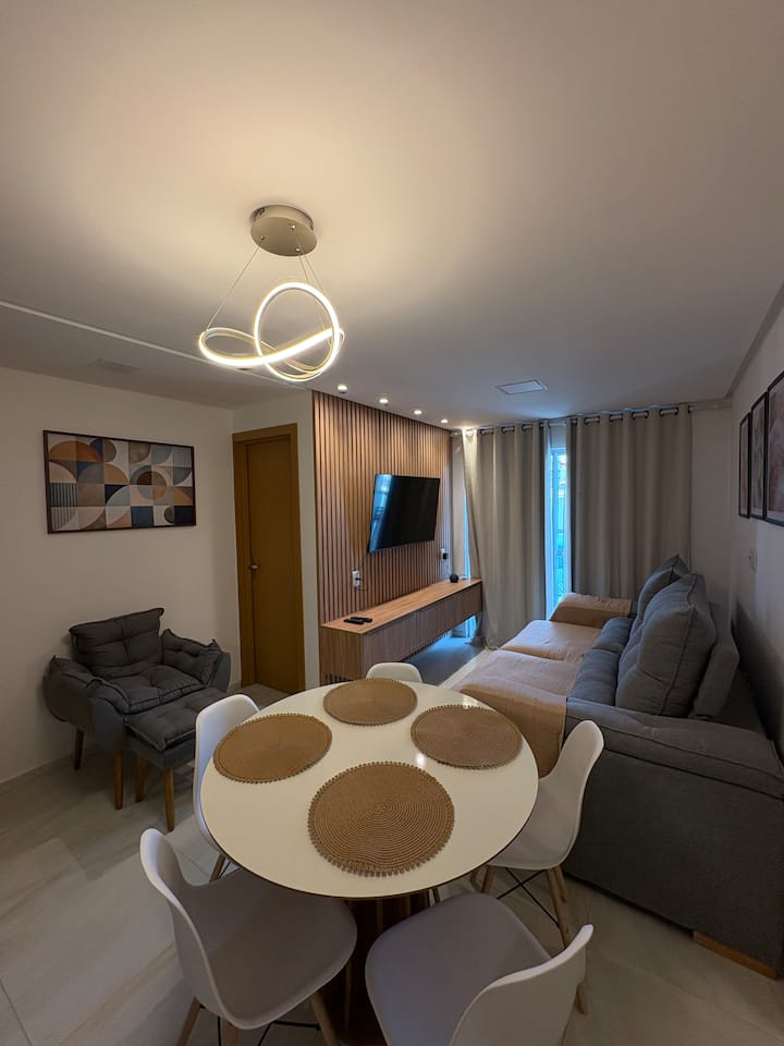 Apto Inteiro A 4 Minutos Da Orla De Cabo Branco! - Brazil