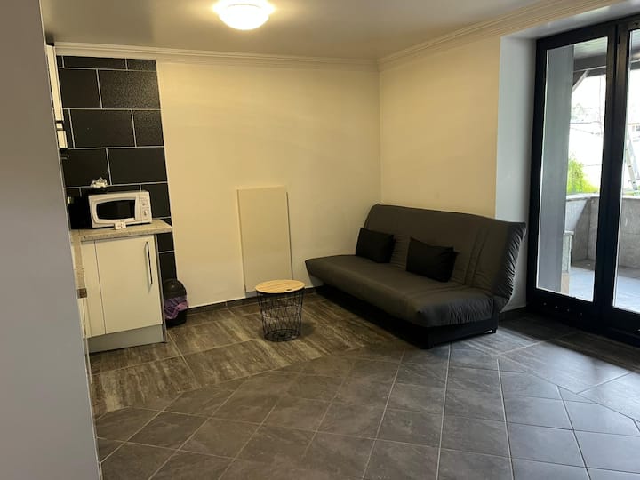 Charmant Studio Avec Terrasse - Aiguebelle