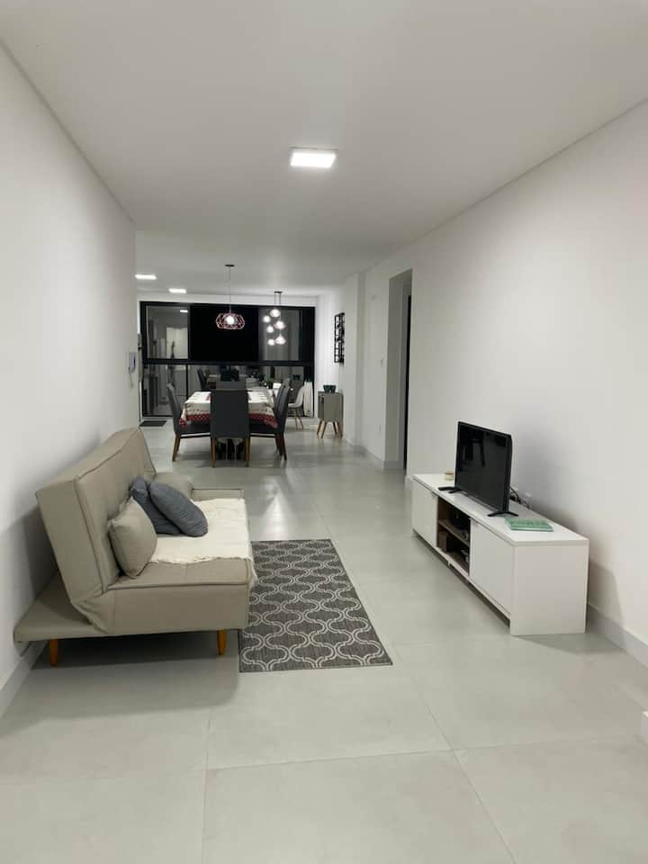 Apartamento 126m² -3 Suítes Porto Belo, 2 Garagens - Pôrto Belo