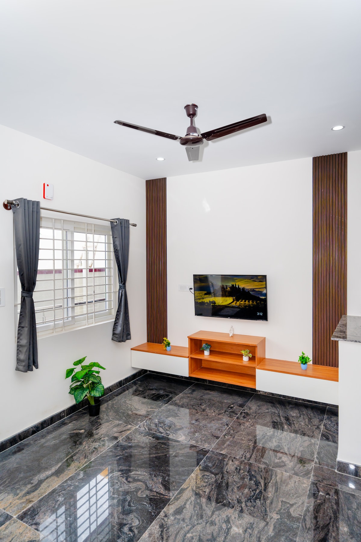 Gk - 403 Btm/Hsr/Silk Board/Madiwala - Apartments for Rent in Bengaluru ...