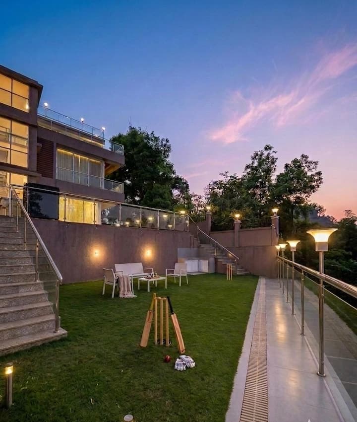 Regara Stays Twins Ultra Luxury Villa - Lonavla