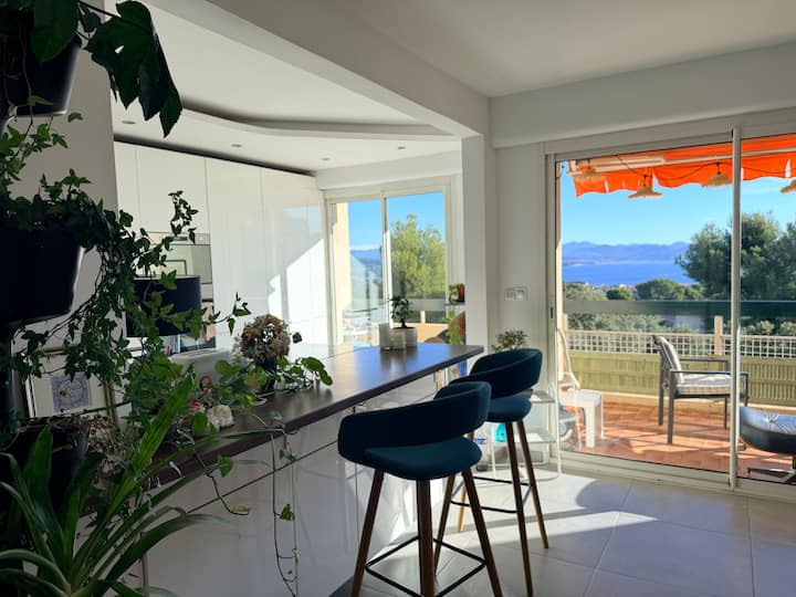 Appartement Tout Confort Vue Mer Et Lever Soleil - La Ciotat