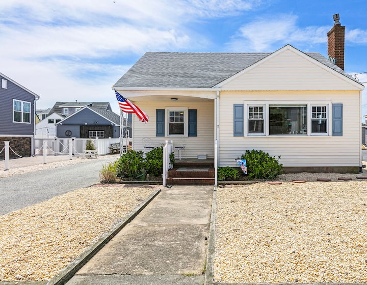 Family Fun At The Beach Sleeps 14 - Beach Haven, NJ