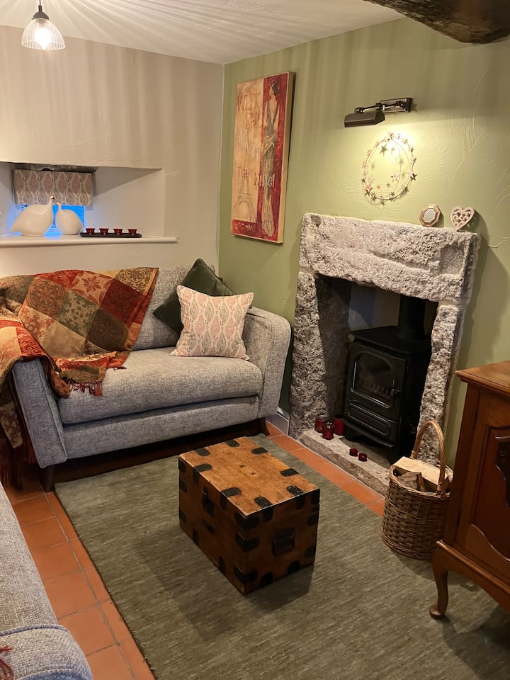 Miners Cottage Sheldon Ashford Bakewell Derbyshire - Bakewell
