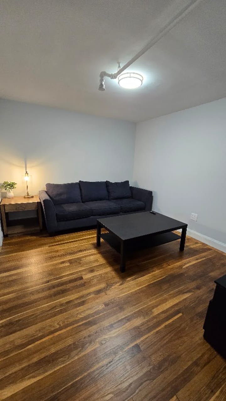 Centrally Located 2br 2bed Apartment - Providence, RI