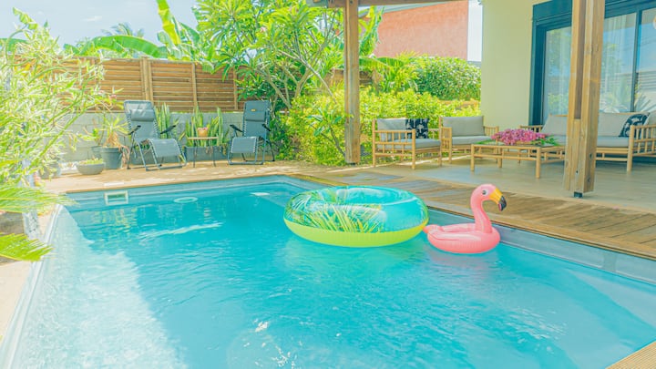 Villa Saw 
Villa Familiale Avec Piscine Et Jardin - Saint-Pierre