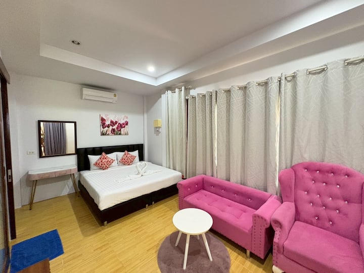 Tontann House - Guam