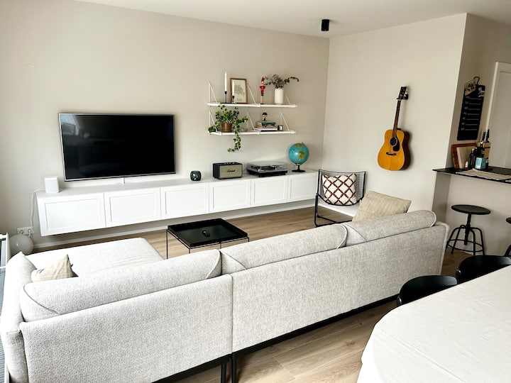 New And Stylish Apartment. Free Parking. - Reykjavík