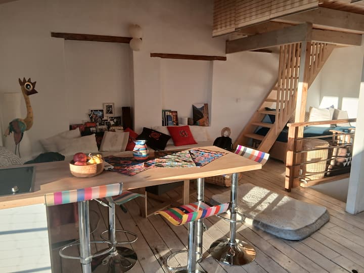 Jolie Maison De Village Atypique Et Calme.
 . - Manosque