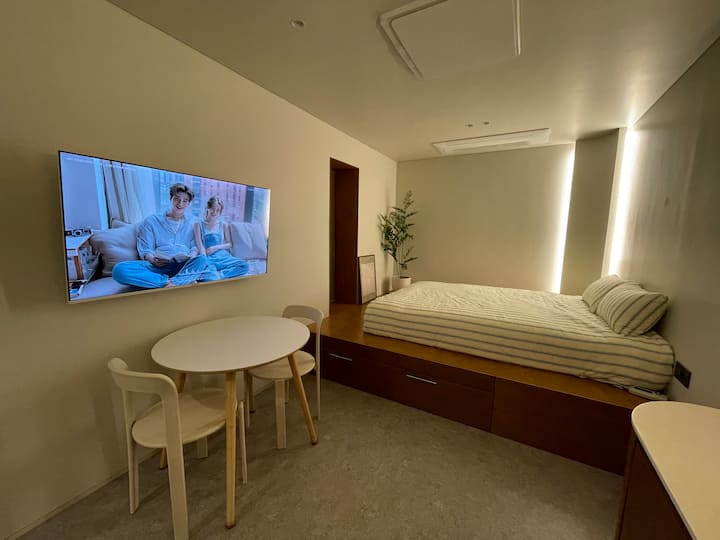 [101,  Venti] ｜의정부역10분｜제일시장｜부대찌개거리  [그리다,하루] - Uijeongbu-si