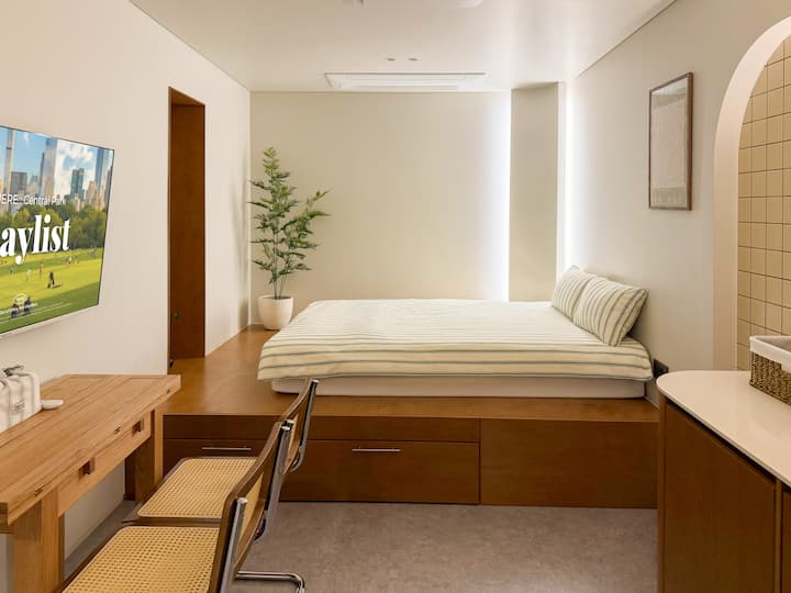 [101,  Venti] ｜의정부역10분｜제일시장｜부대찌개거리  [그리다,하루] - Uijeongbu-si