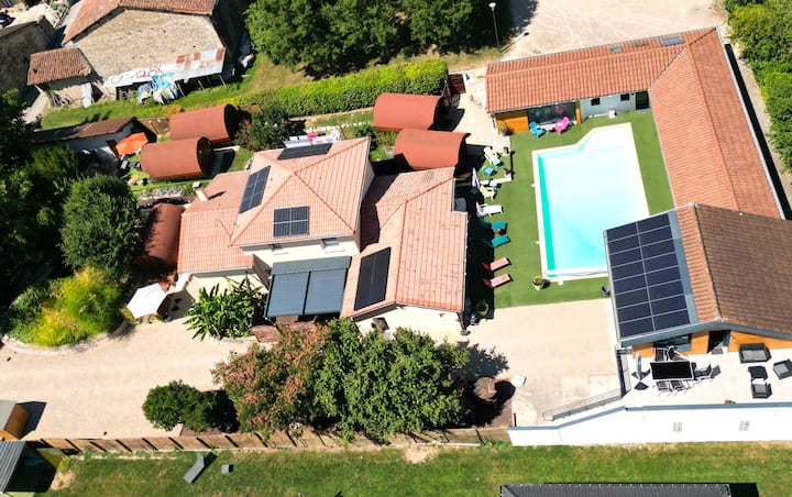 2 Gîtes + 1 Chambre D'hôte Avec Accès Piscine - Ain