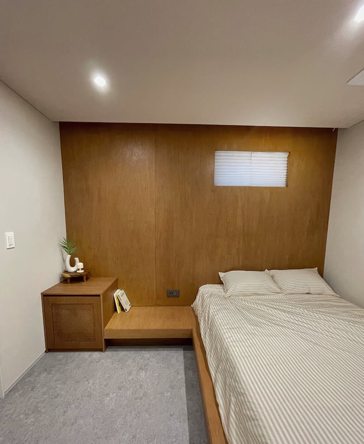 [201, Grande] ｜의정부역10분｜제일시장｜부대찌개거리 [그리다,하루] - Uijeongbu-si